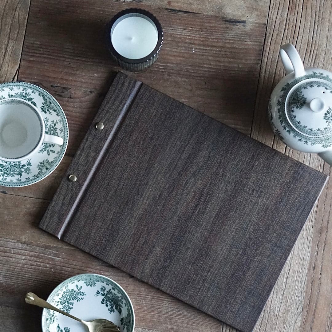 Dark Oak Wood Effect A4 Landscape Menu Cover - off the shelf – BHMA